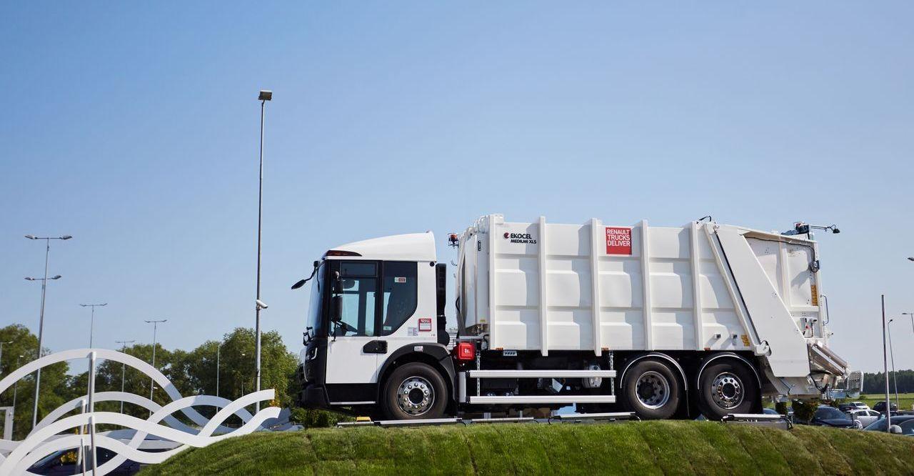 Renault D Access – niskie wejście dla komfortowej pracy | Francuskie.pl ...