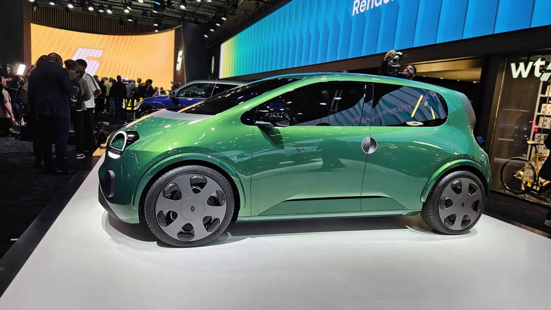 Nowe Renault Twingo łączy nowoczesność i nostalgię. Widzieliśmy „żabę ...