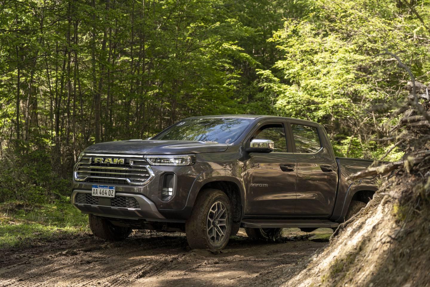 RAM Dakota Pojazdem Użytkowym Roku 2025 | Francuskie.pl - Dziennik ...